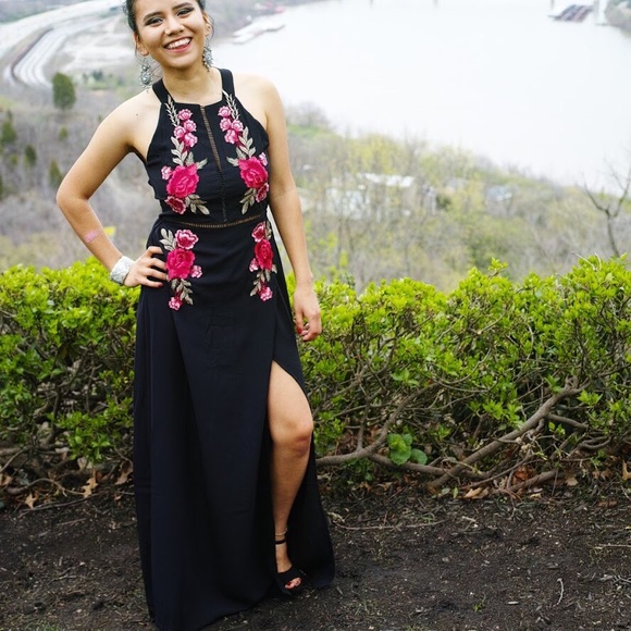 Dresses | Maxi Open Back Dress With Embroidered Flowers | Poshmark